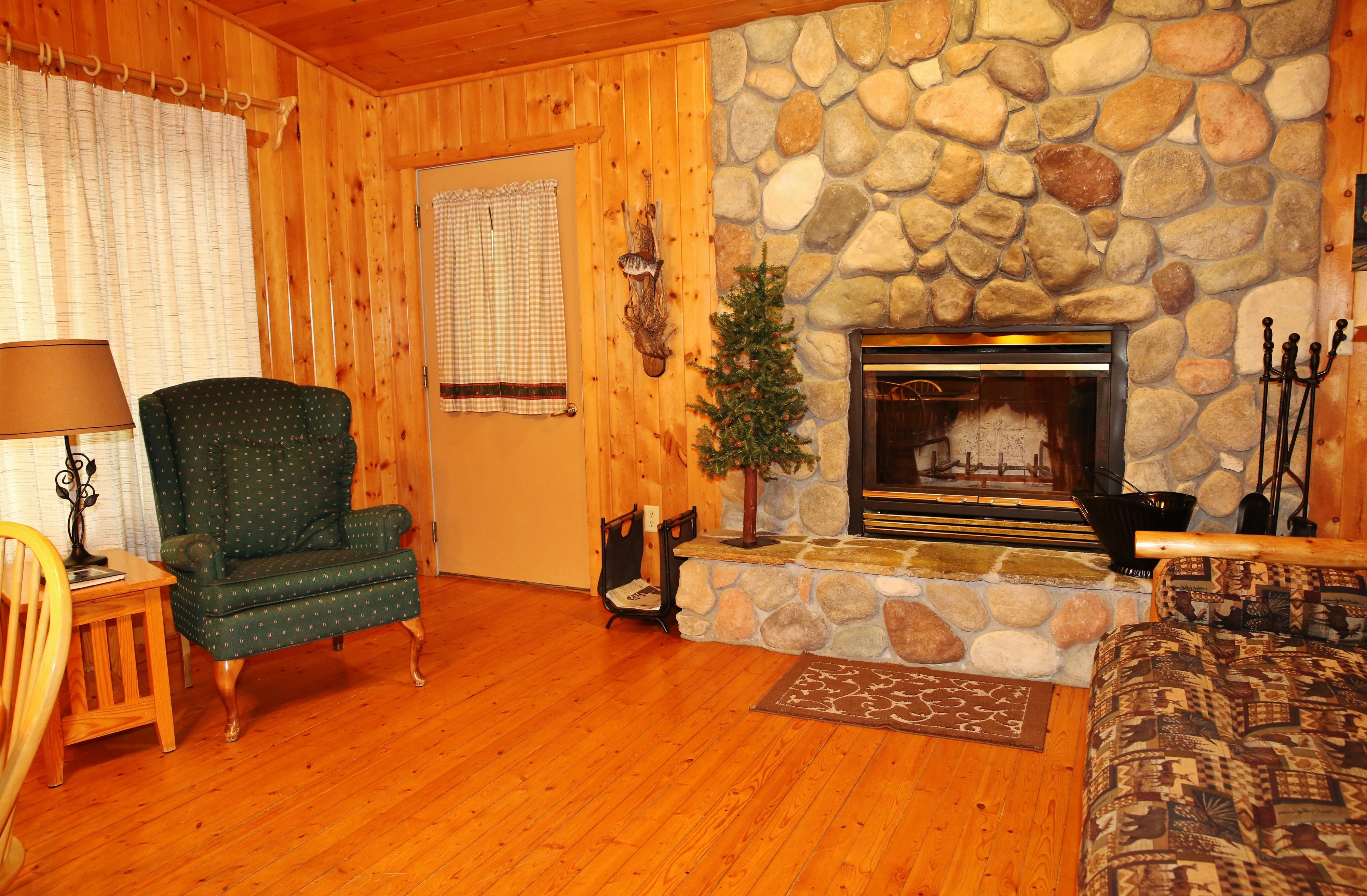 Pine Terrace Resort | Cabins 11 & 12